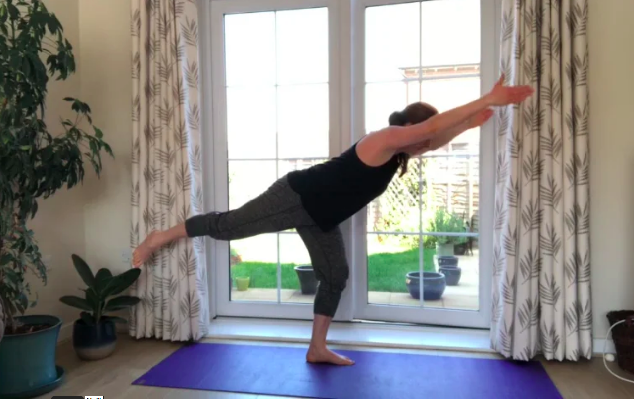 'Flow focused' intermediate class - Pilates Evolved