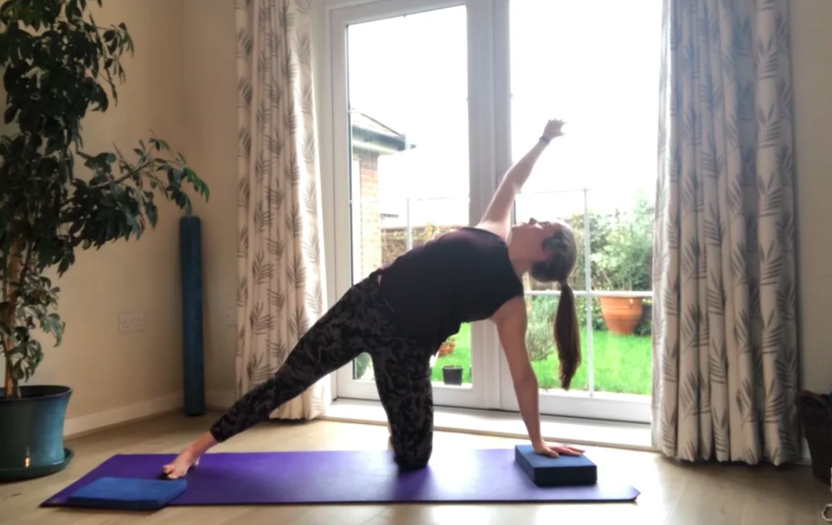 30 minute dynamic flow - Pilates Evolved
